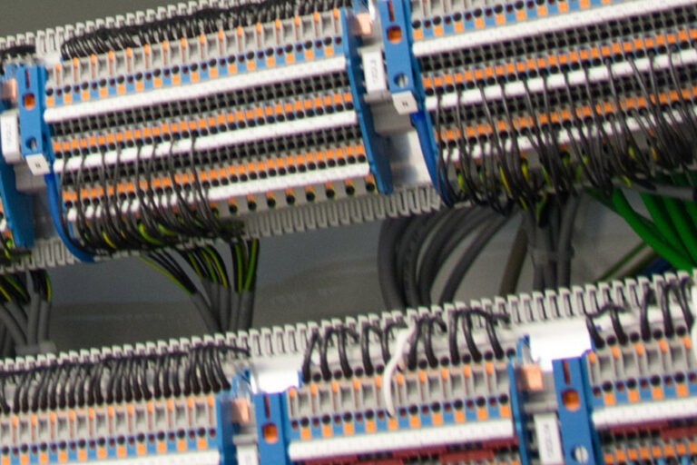 Switching system construction - Bachner US